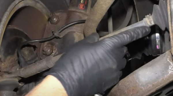 Front End Rattle Over Bumps - Diagnose Front End Suspension - 1A Auto