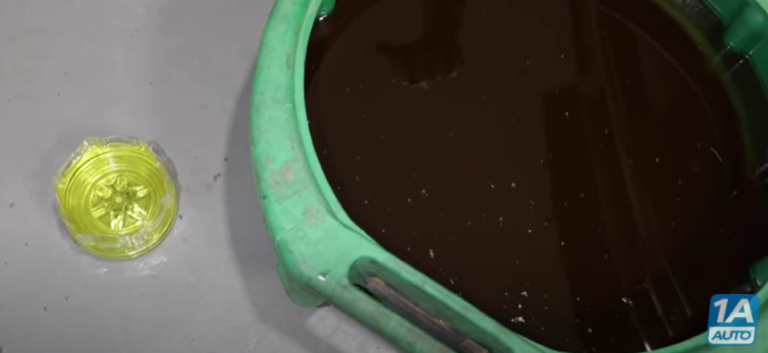 Bad Radiator Symptoms - Radiator Leaking Coolant and More - 1A Auto